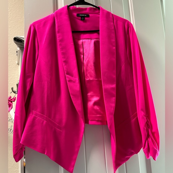 torrid | Jackets & Coats | Torrid Hot Pink Cropped Blazer | Poshmark
